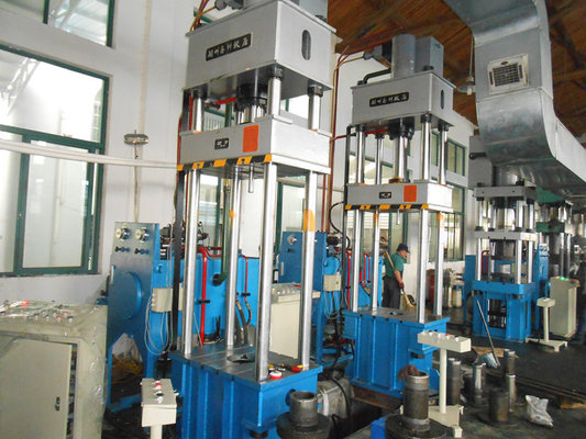China Y27 315T Four Post Hydraulic Press Machine , Multi Purpose Hydraulic Press PLC Control supplier